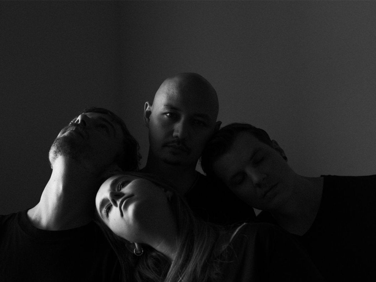 GLASTON – A Thousand Arms
